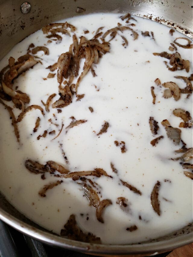 Tender Old Fashioned Beef Liver and Onions with Gravy Recipe - Julias ...